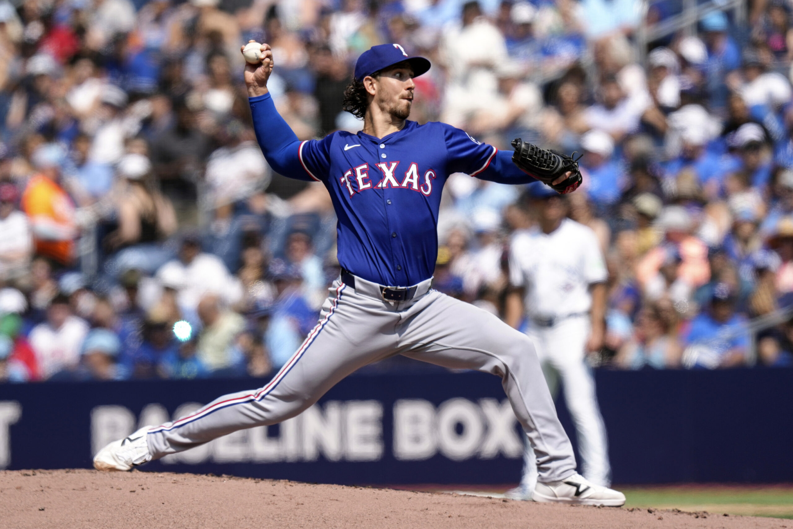 Royals acquire RHP Michael Lorenzen from Rangers for minor league lefty ...